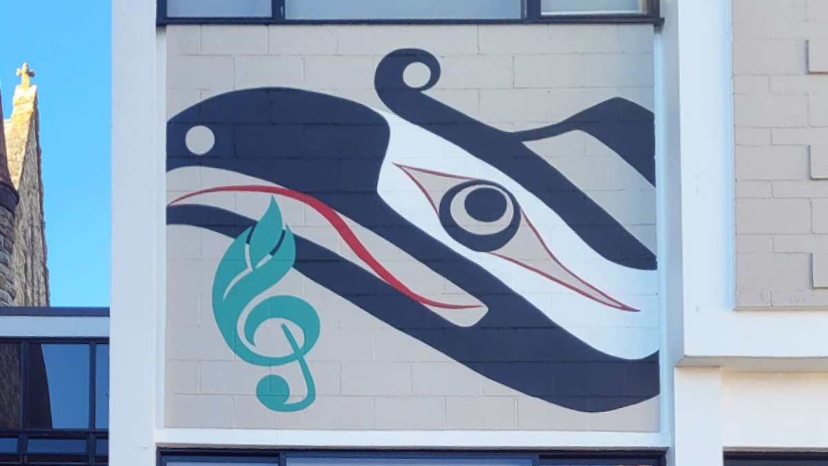 Raven’s Song: A New Mural Celebrating Music, Connection, and Healing ...